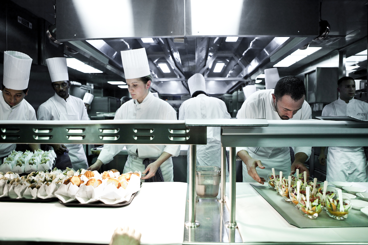 Executive Chef of Alain Ducasse’s Restaurant in Doha – IDAM- Interview ...